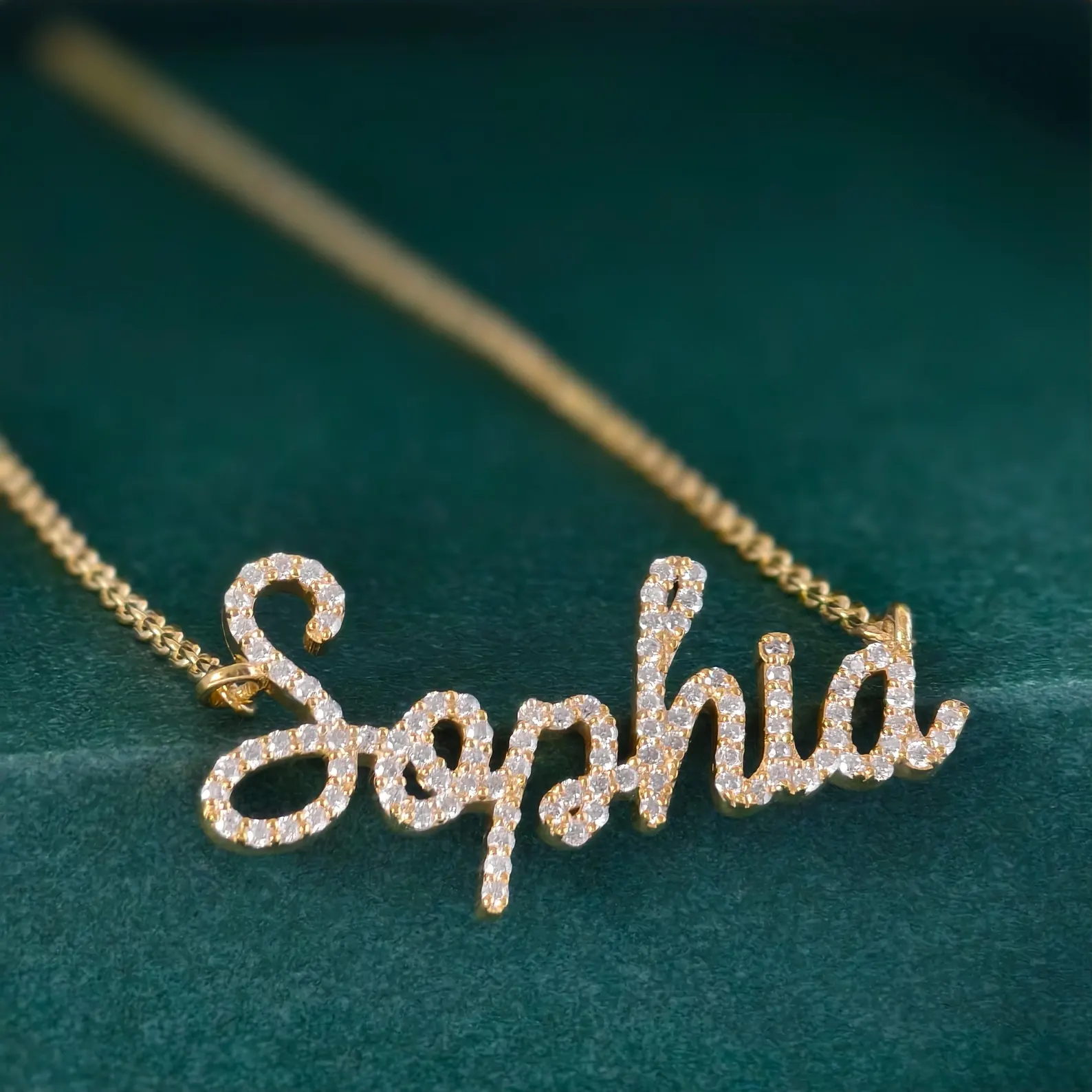 Diamond Name Necklace – TheCustomGoodsCo